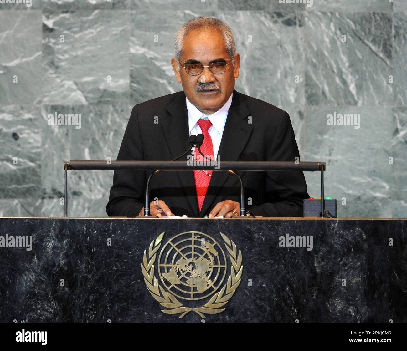 Prime minister of tuvalu hi-res stock photography and images - Alamy