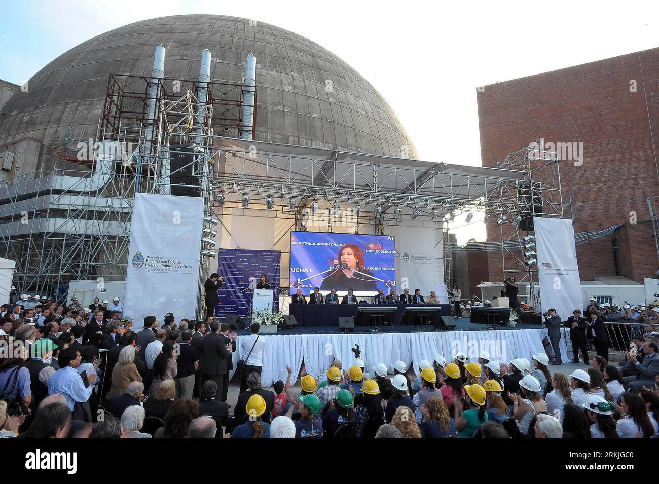 Atucha ii nuclear power plant hi-res stock photography and images - Alamy