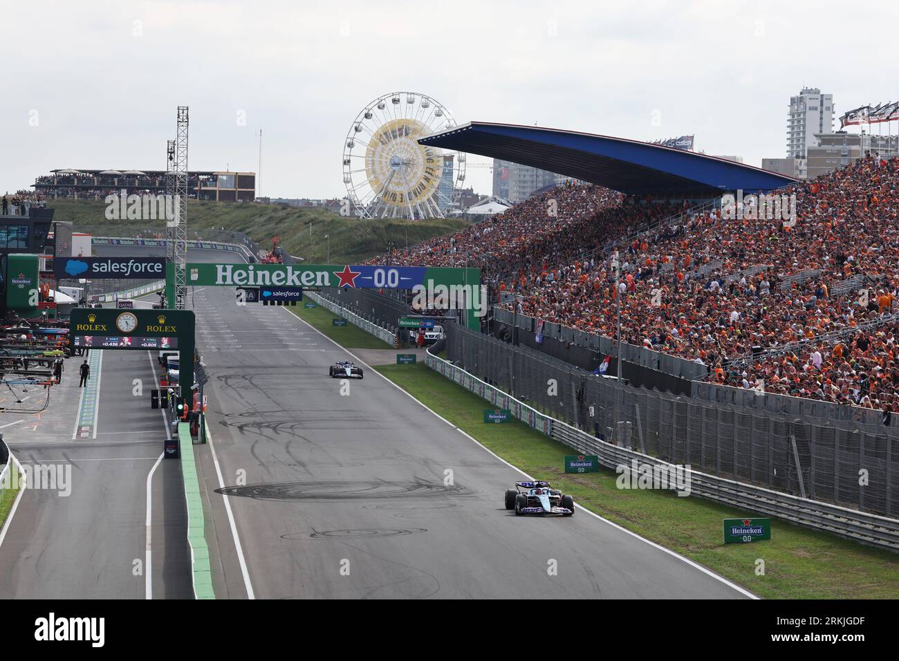 A523 hi-res stock photography and images - Alamy