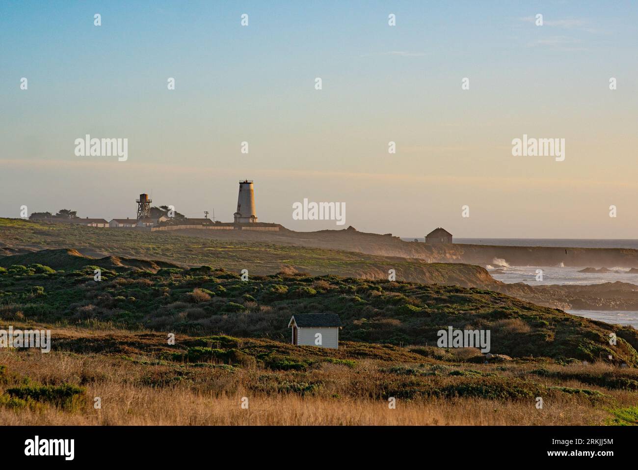Farm next to ocean hi-res stock photography and images - Alamy
