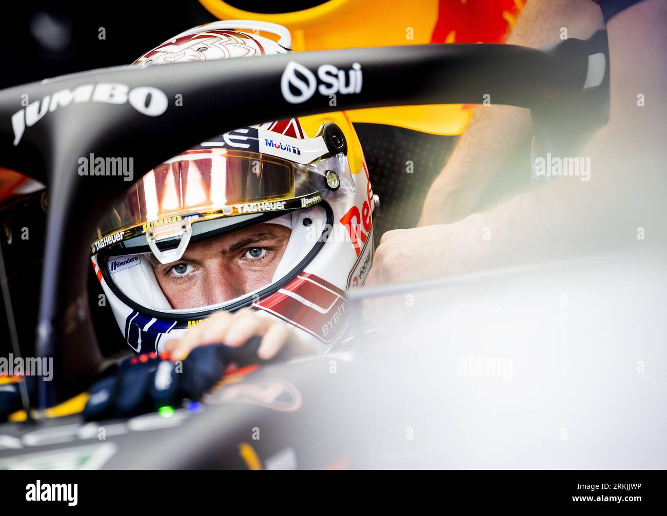 ZANDVOORT - Max Verstappen (Red Bull Racing) during 2nd Free Practice ahead of the F1 Grand Prix ...