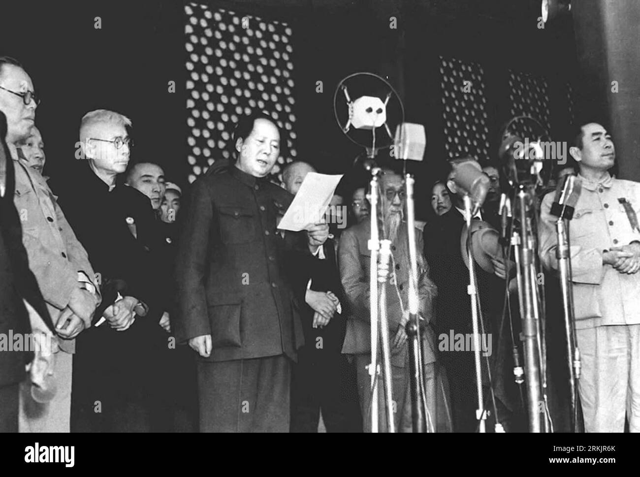 Mao zedong 1949 hi-res stock photography and images - Alamy