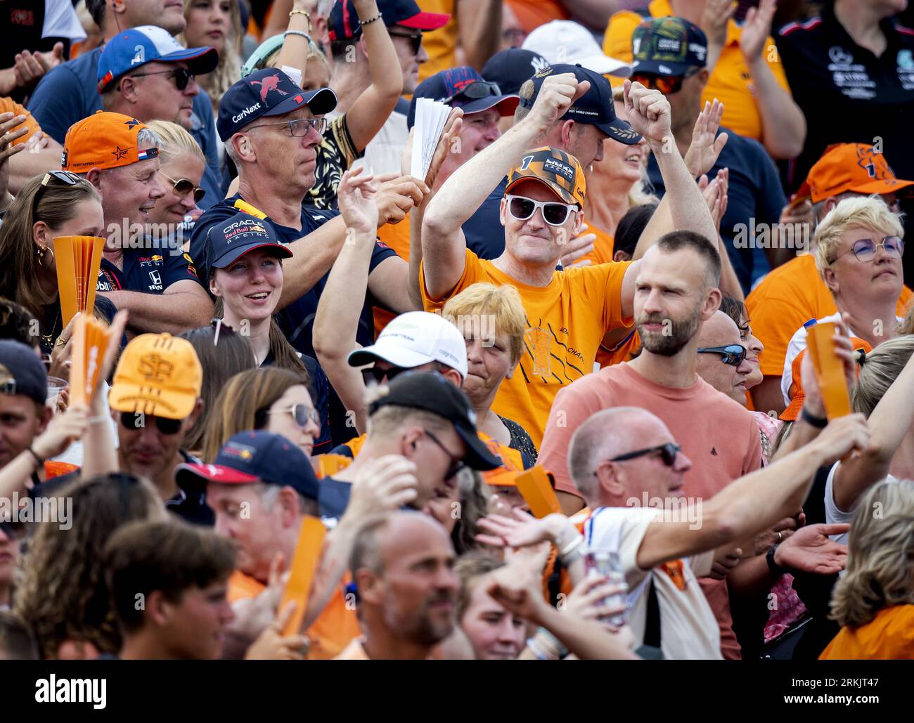 ZANDVOORT - Fans during 2nd Free Practice ahead of the F1 Grand Prix of ...