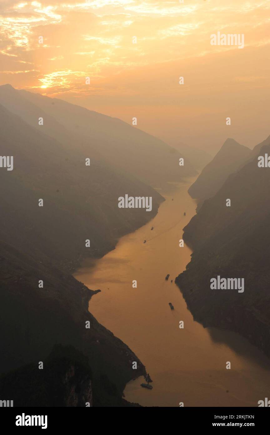 170 meters hi-res stock photography and images - Alamy