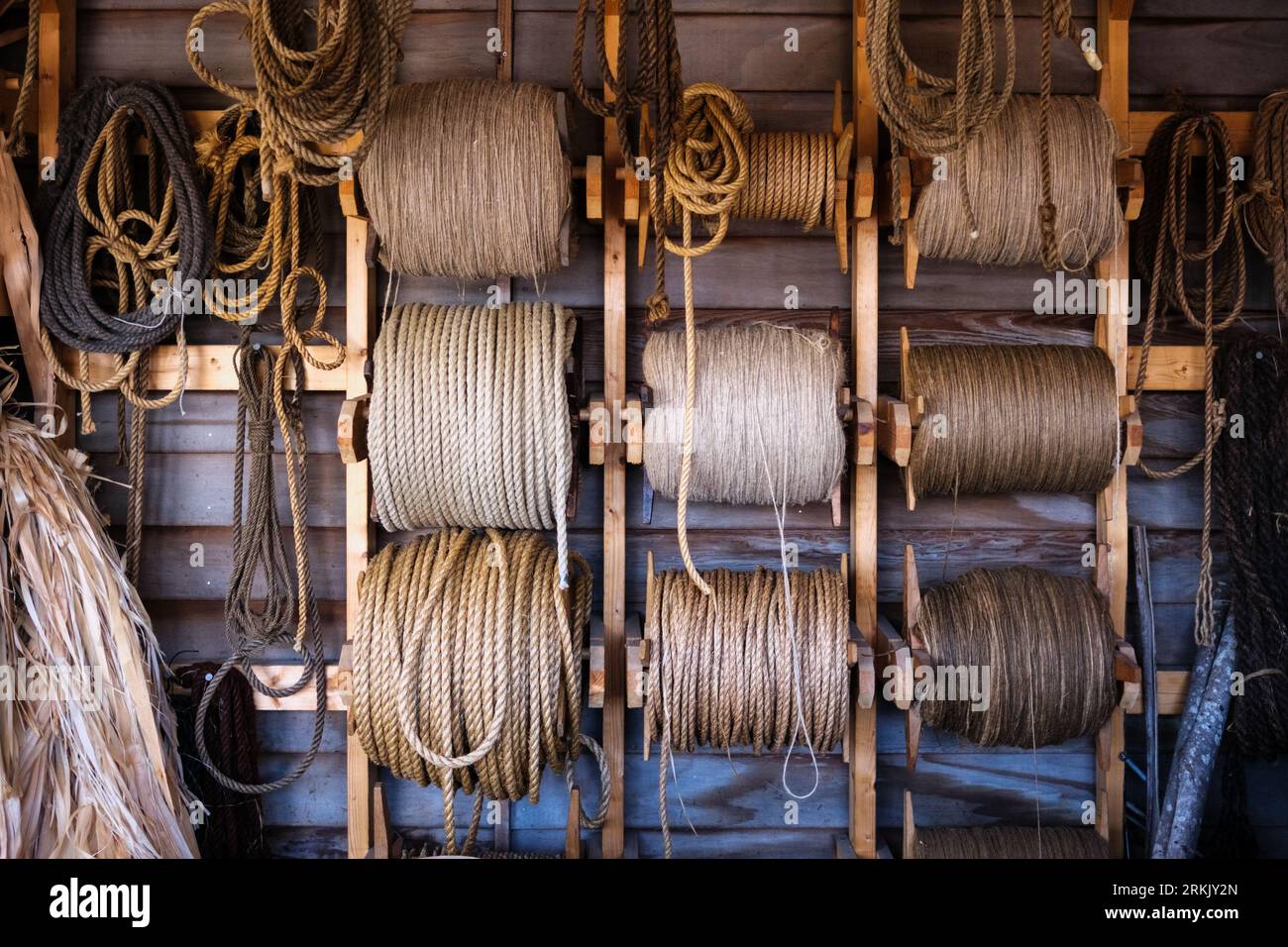 Rolls of rope of various thicknesses Stock Photo - Alamy