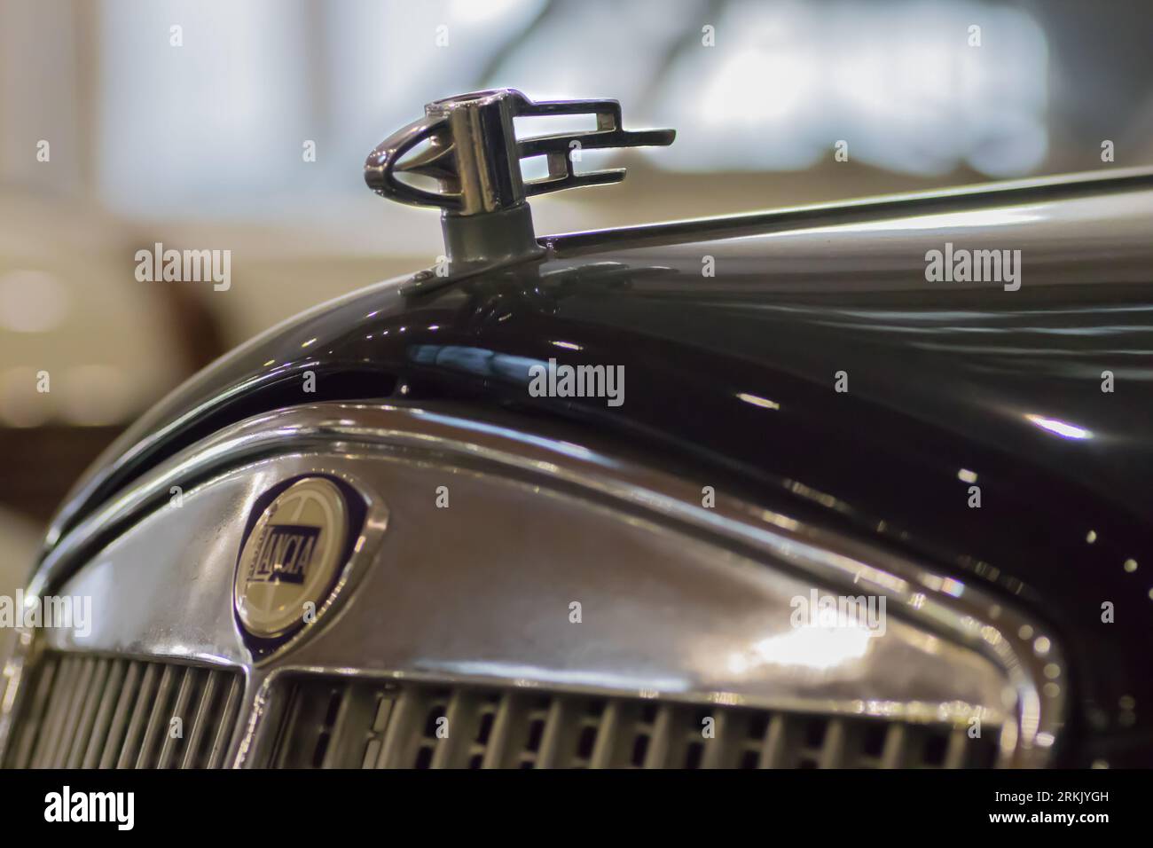 Collection of Vintage vehicles, some of them made 100 years ago ...