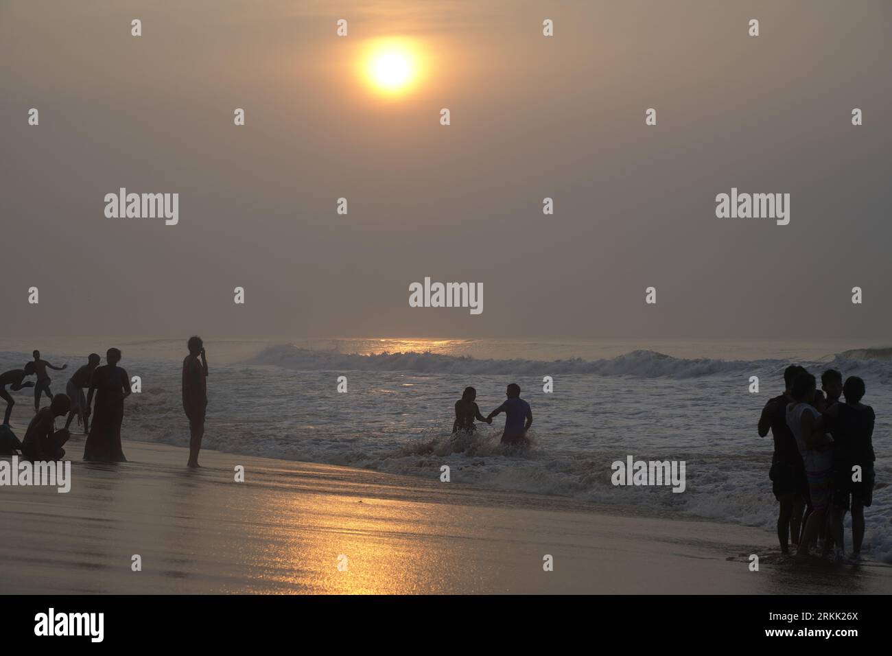 Puri beach sunrise puri odisha hi-res stock photography and images - Alamy