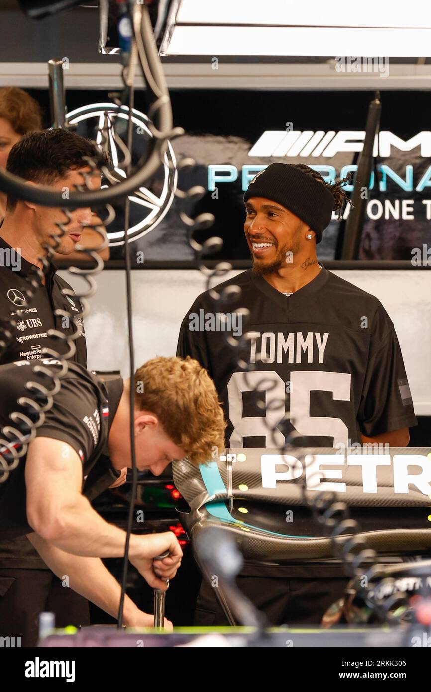 In talk with lewis hamilton of team mercedes hi-res stock photography ...