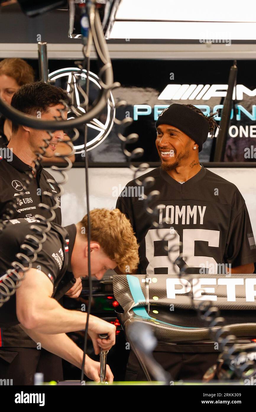 In talk with lewis hamilton of team mercedes hi-res stock photography ...