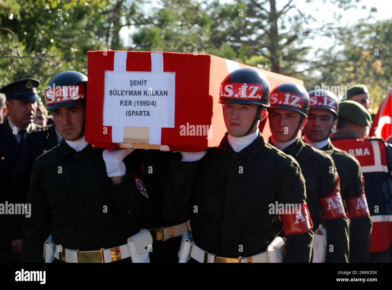 Soldiers hold cross hi-res stock photography and images - Alamy