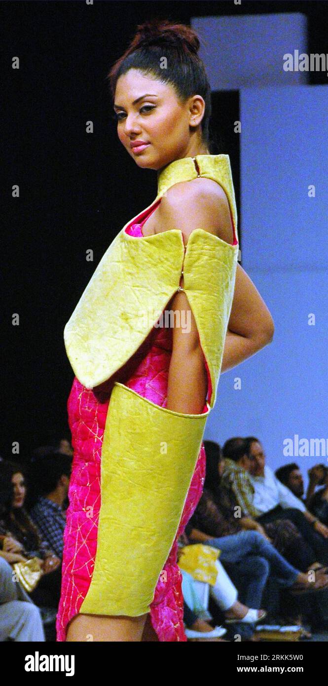 Nelofar hi-res stock photography and images - Alamy