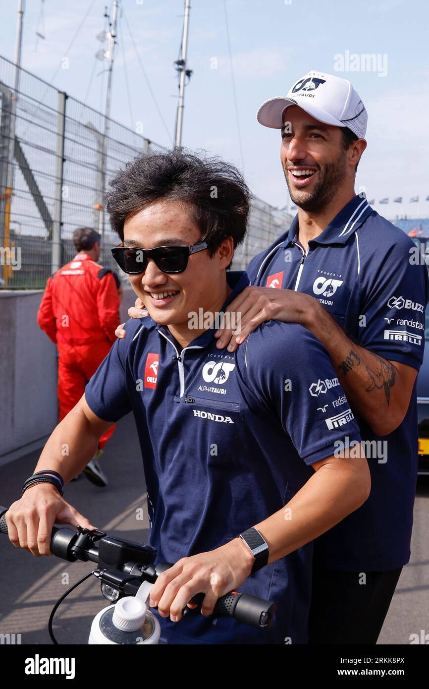 ZANDVOORT, NETHERLANDS - AUGUST 25: Yuki Tsunoda of Scuderia AlphaTauri ...