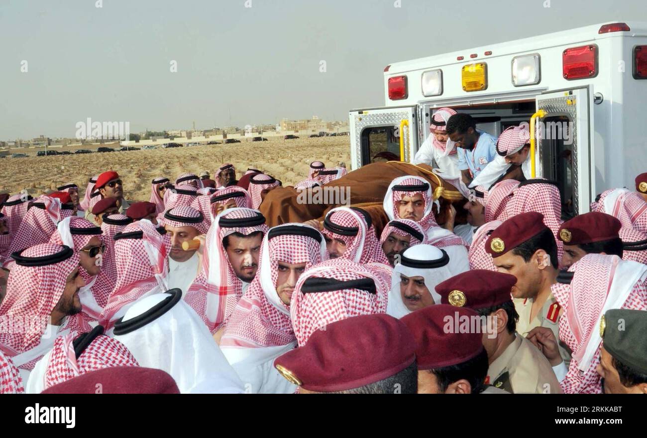 Crown prince sultan bin abdul aziz hi-res stock photography and images ...