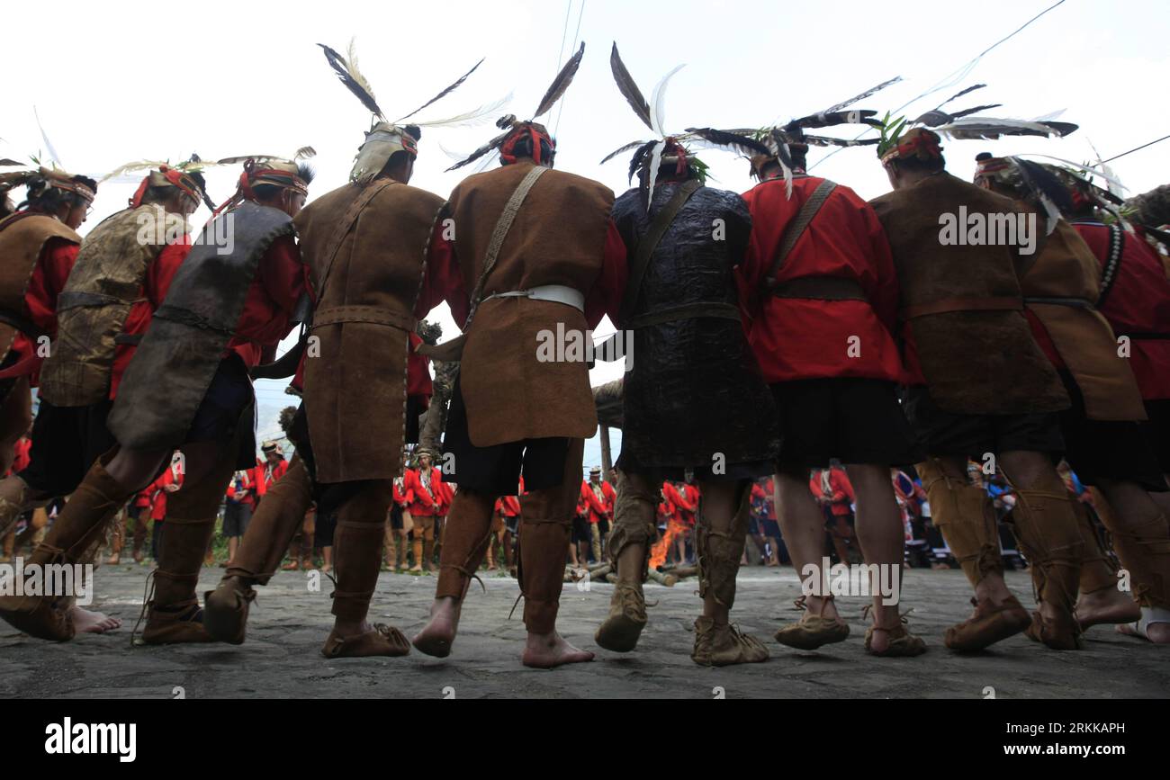 Tsou aboriginal tribe hi-res stock photography and images - Alamy