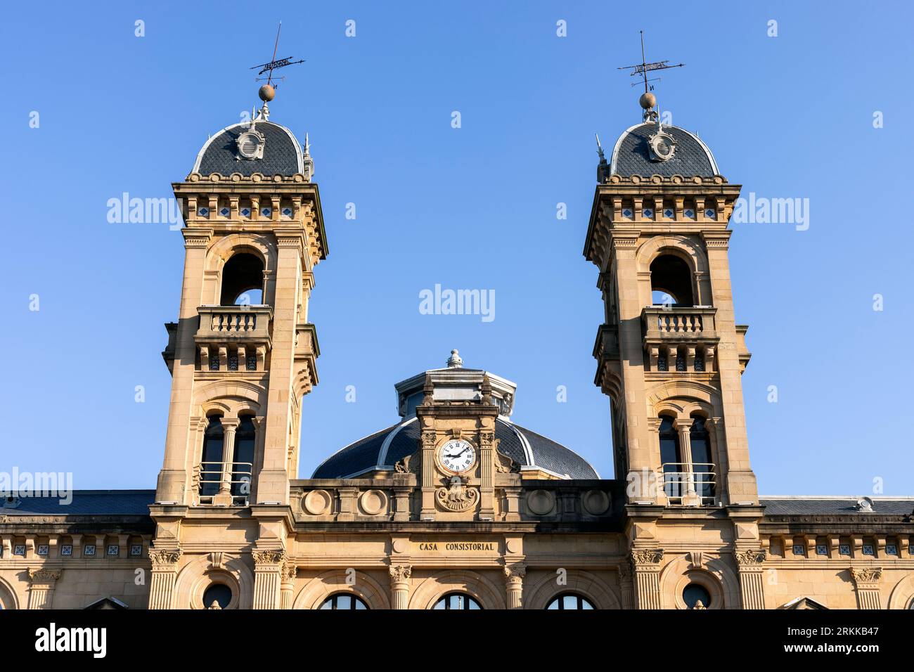 Donostiako udala hi-res stock photography and images - Alamy