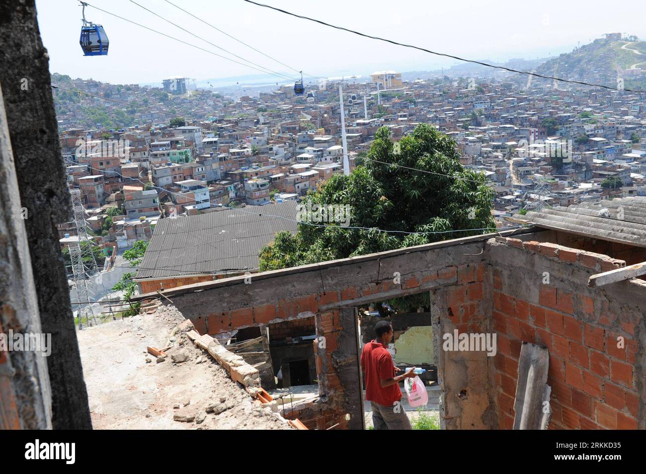 Brazilian government slums hi-res stock photography and images - Alamy
