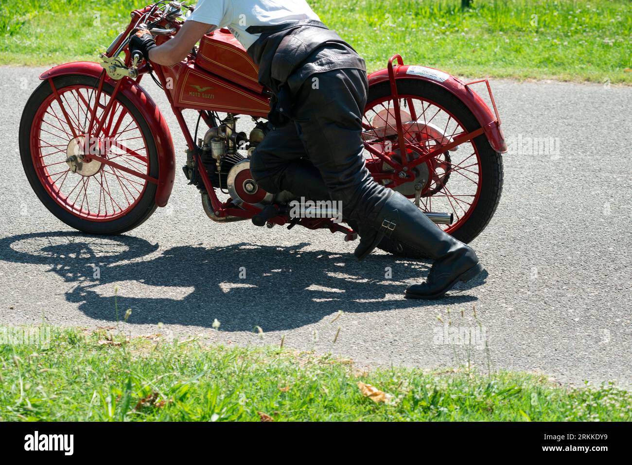 Push moto hi-res stock photography and images - Alamy