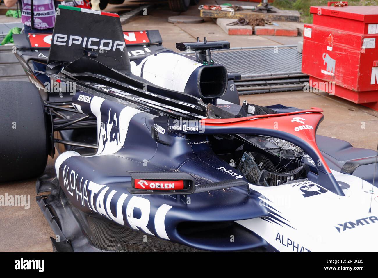 ZANDVOORT, NETHERLANDS - AUGUST 25: Daniel Ricciardo of Scuderia ...