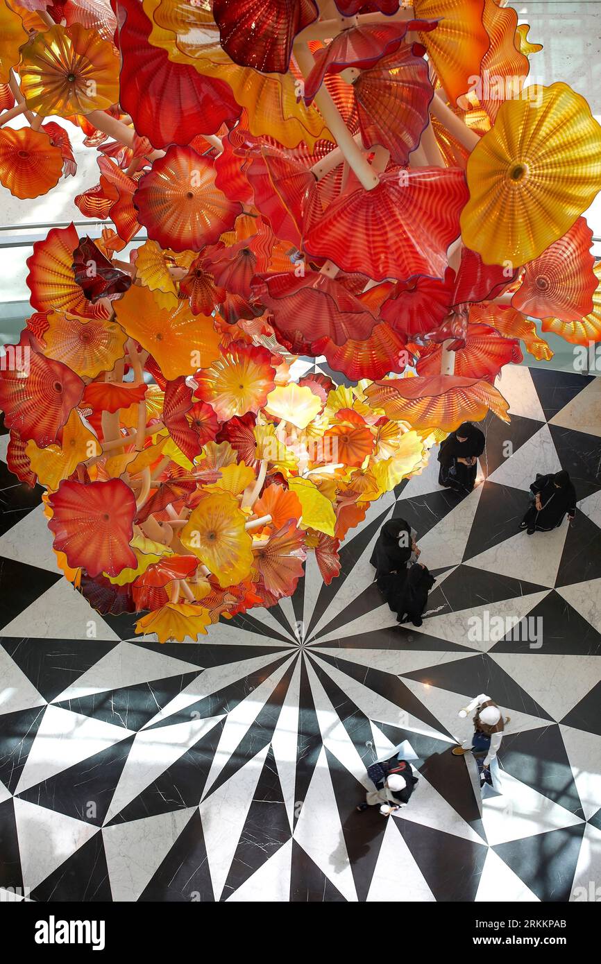 Ornamental glass sculpture and floor tiling. 360 Mall, Kuweit City, Kuwait. Architect: CRTKL ...