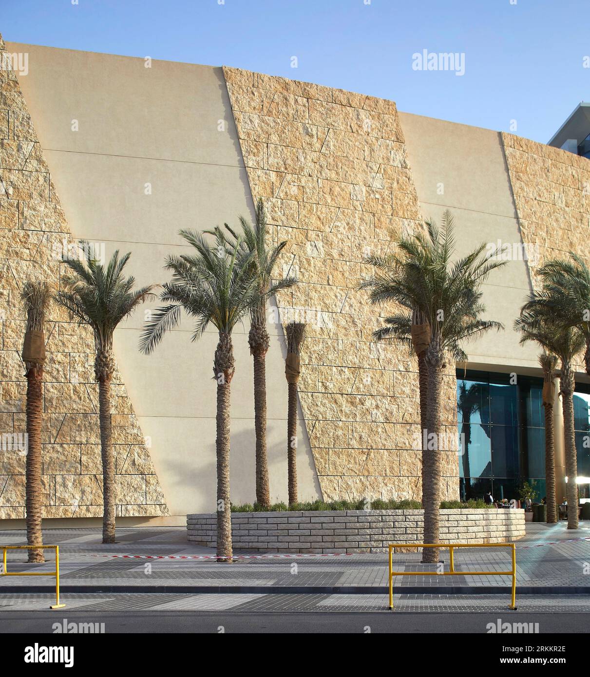 Stone facade and entrance. 360 Mall, Kuweit City, Kuwait. Architect ...