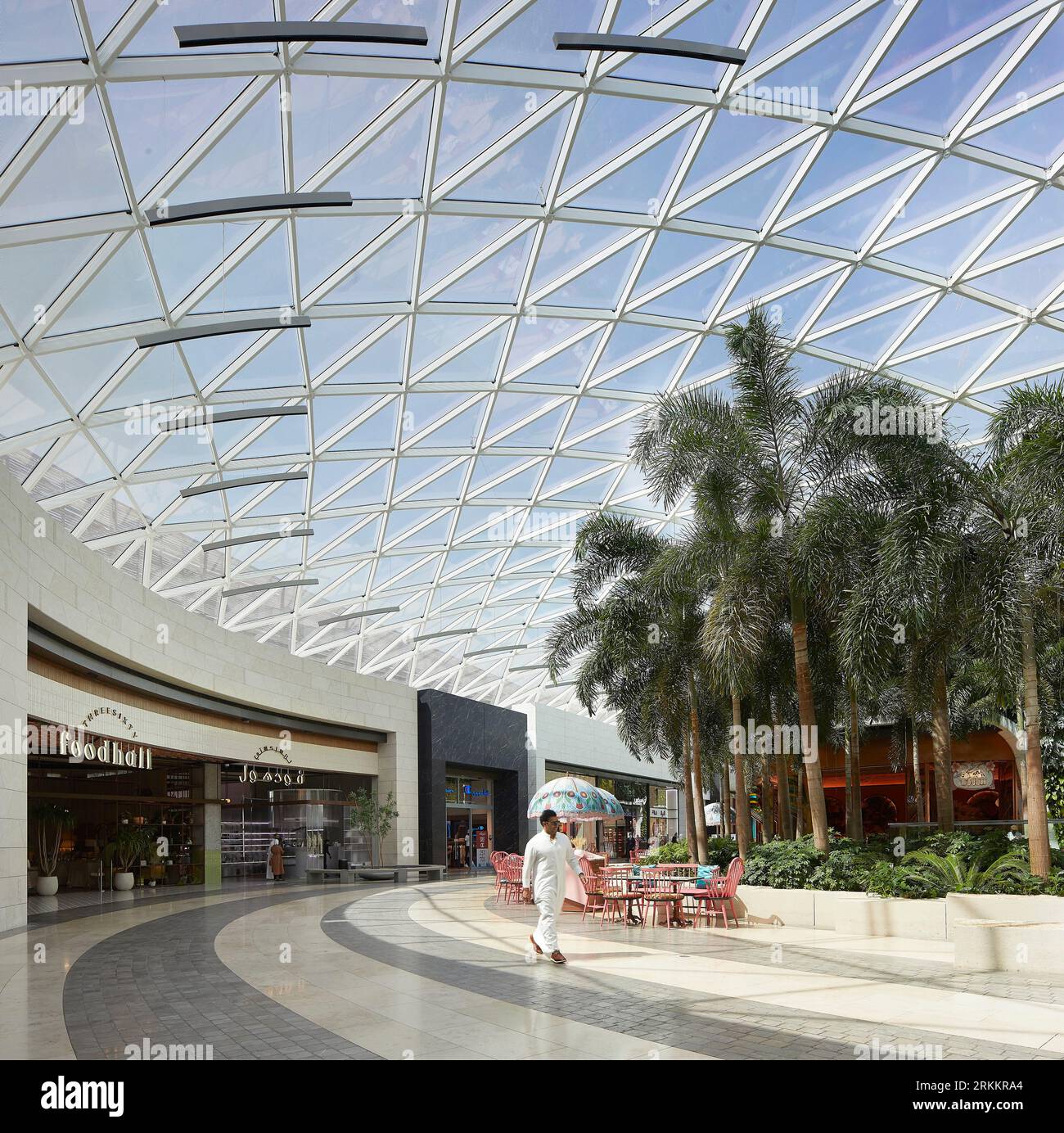 Circulation space with garden and foodhall. 360 Mall, Kuweit City ...