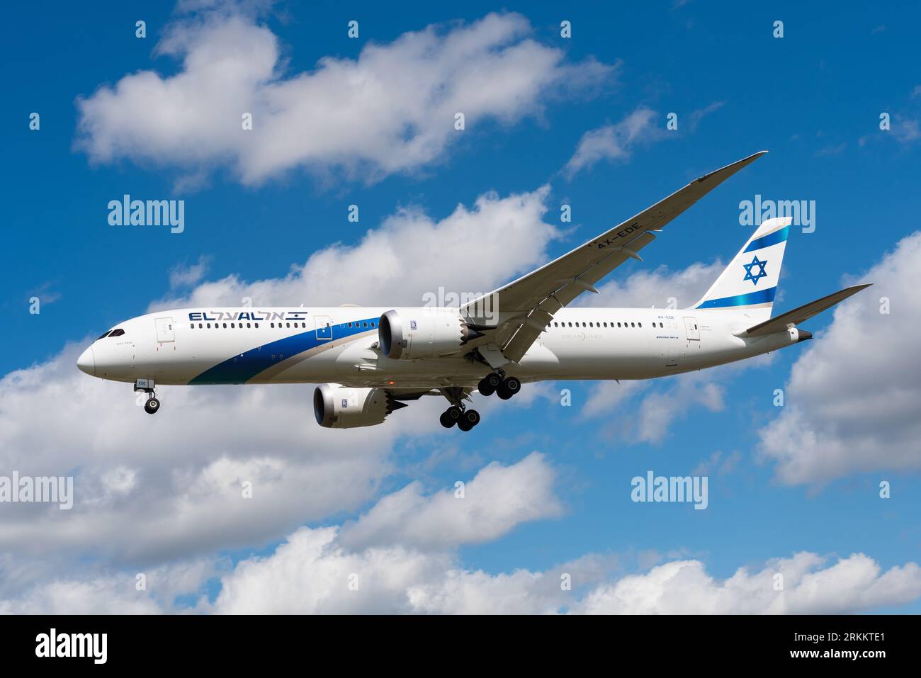 El Al Israel Airlines Boeing 787-9 Dreamliner jet airliner plane 4X-EDE ...
