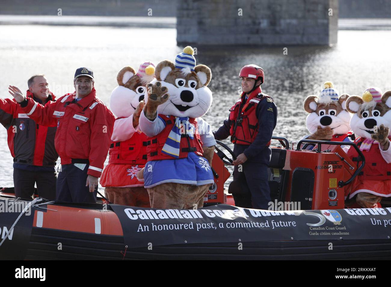 Official mascots hi-res stock photography and images - Alamy