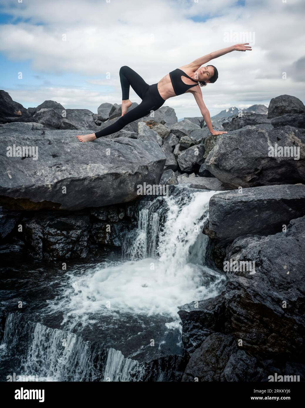 Waterfall pose hi-res stock photography and images - Alamy