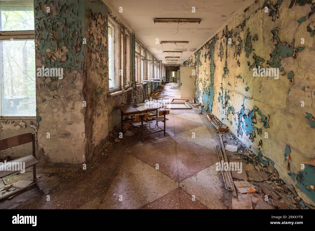 Corridor at District 3 School - Pripyat, Chernobyl Exclusion Zone ...
