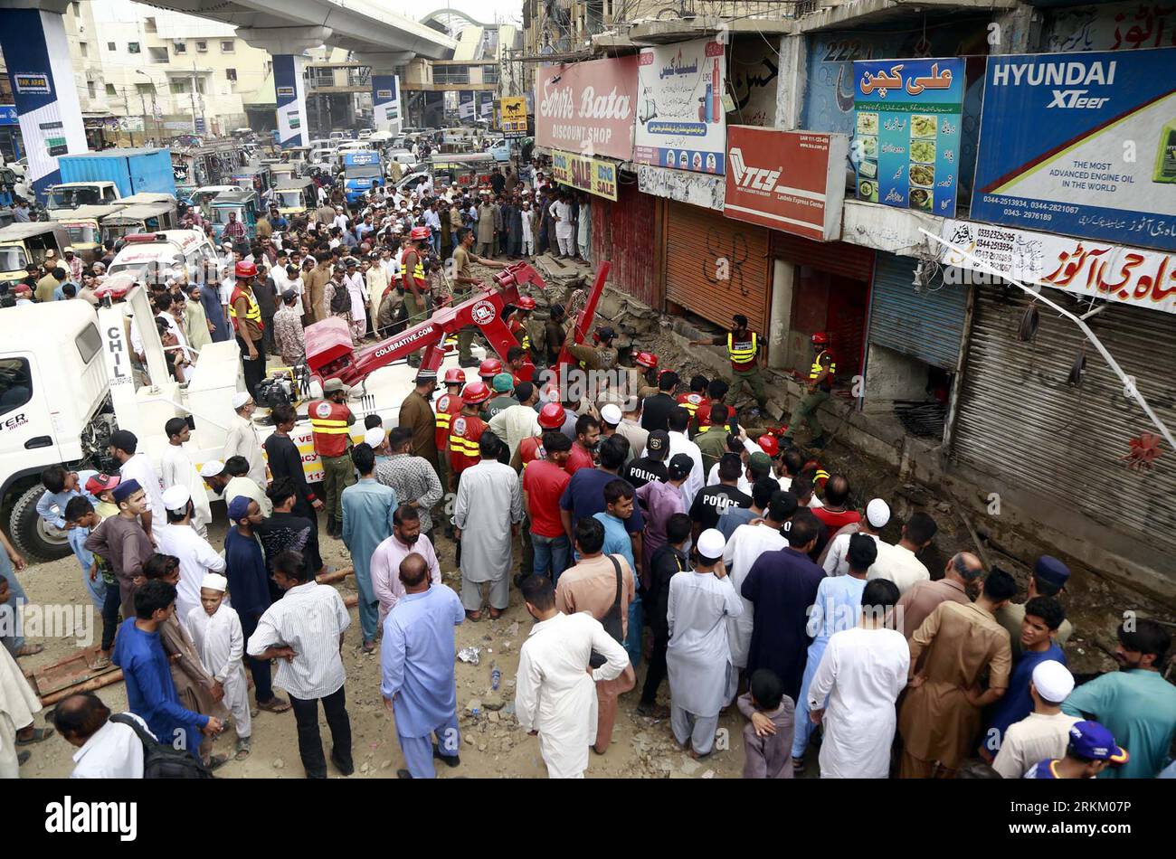 Karachi, Pakistan. 25th Aug, 2023. View of site after gas explosion in ...