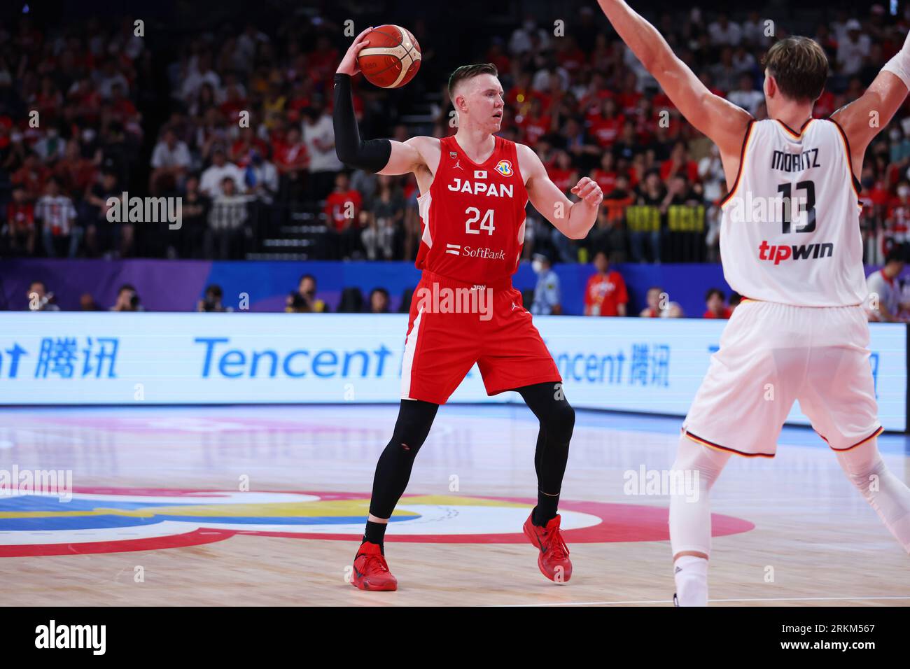 Okinawa Arena, Okinawa, Japan. 25th Aug, 2023. Josh Hawkinson (JPN ...