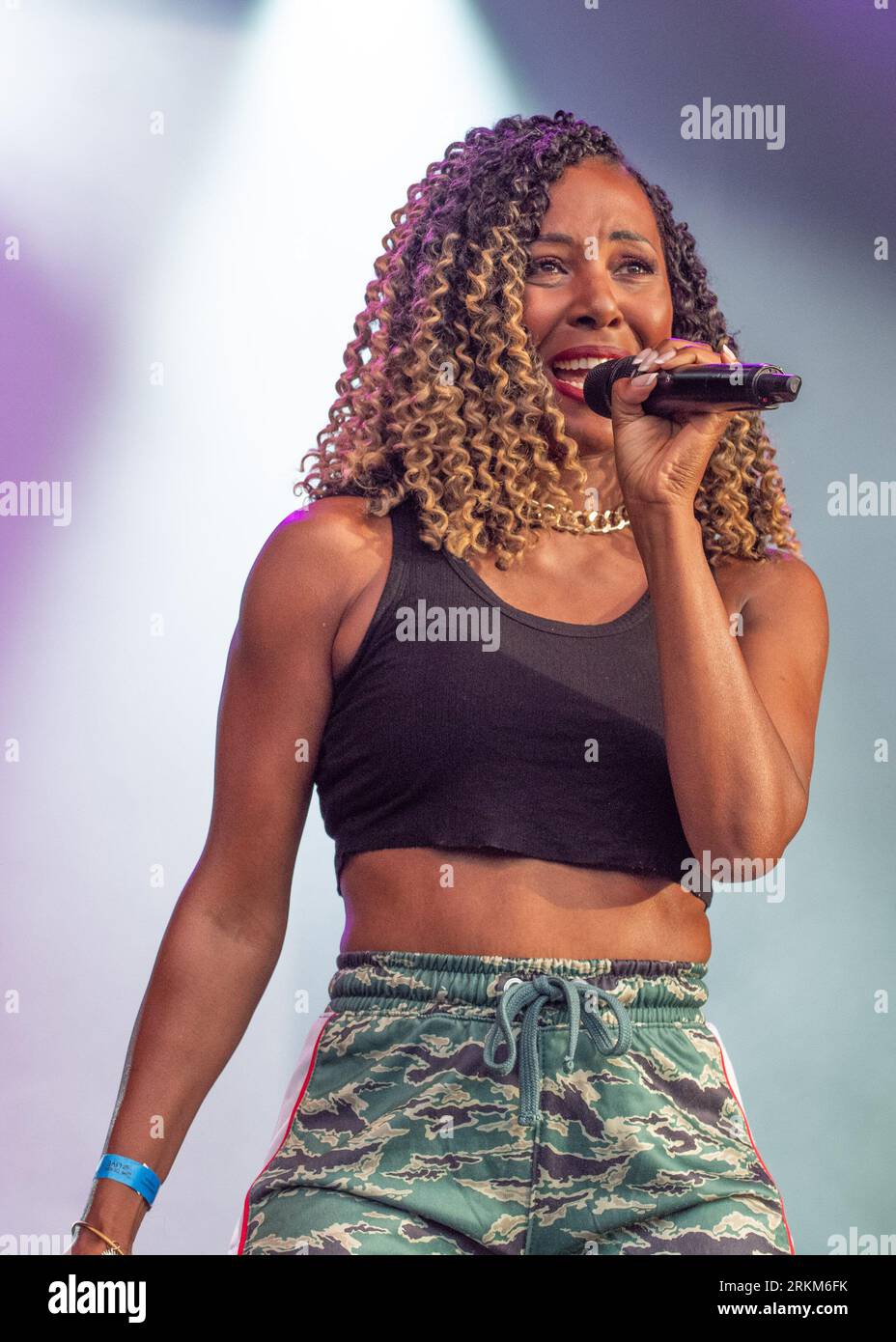 Derby, UK. 25 August, 2023. Derby Ultimate 90s Festival at Darley Park ...