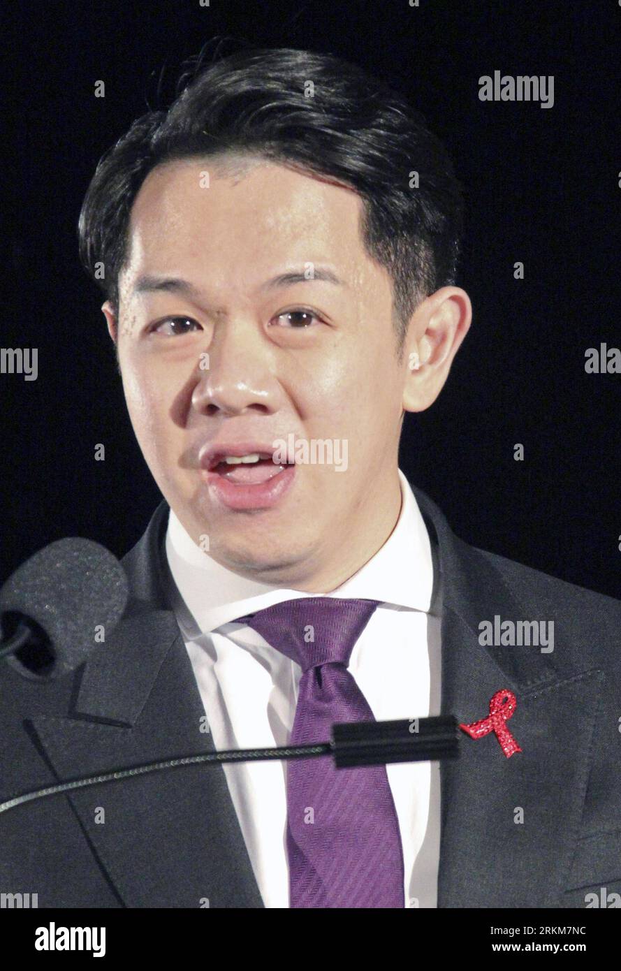 James chau hi-res stock photography and images - Alamy