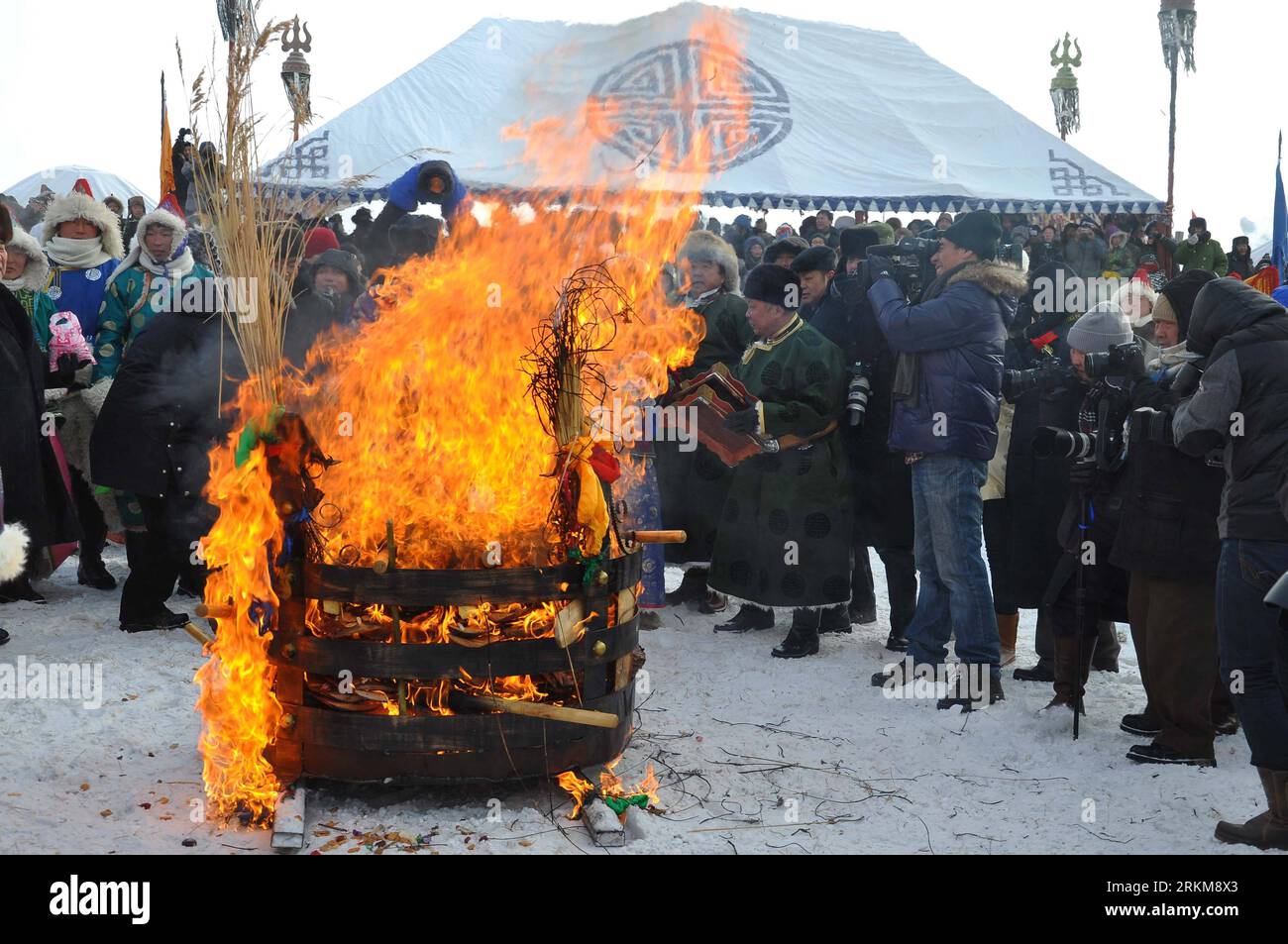 Lmm circle hi-res stock photography and images - Alamy