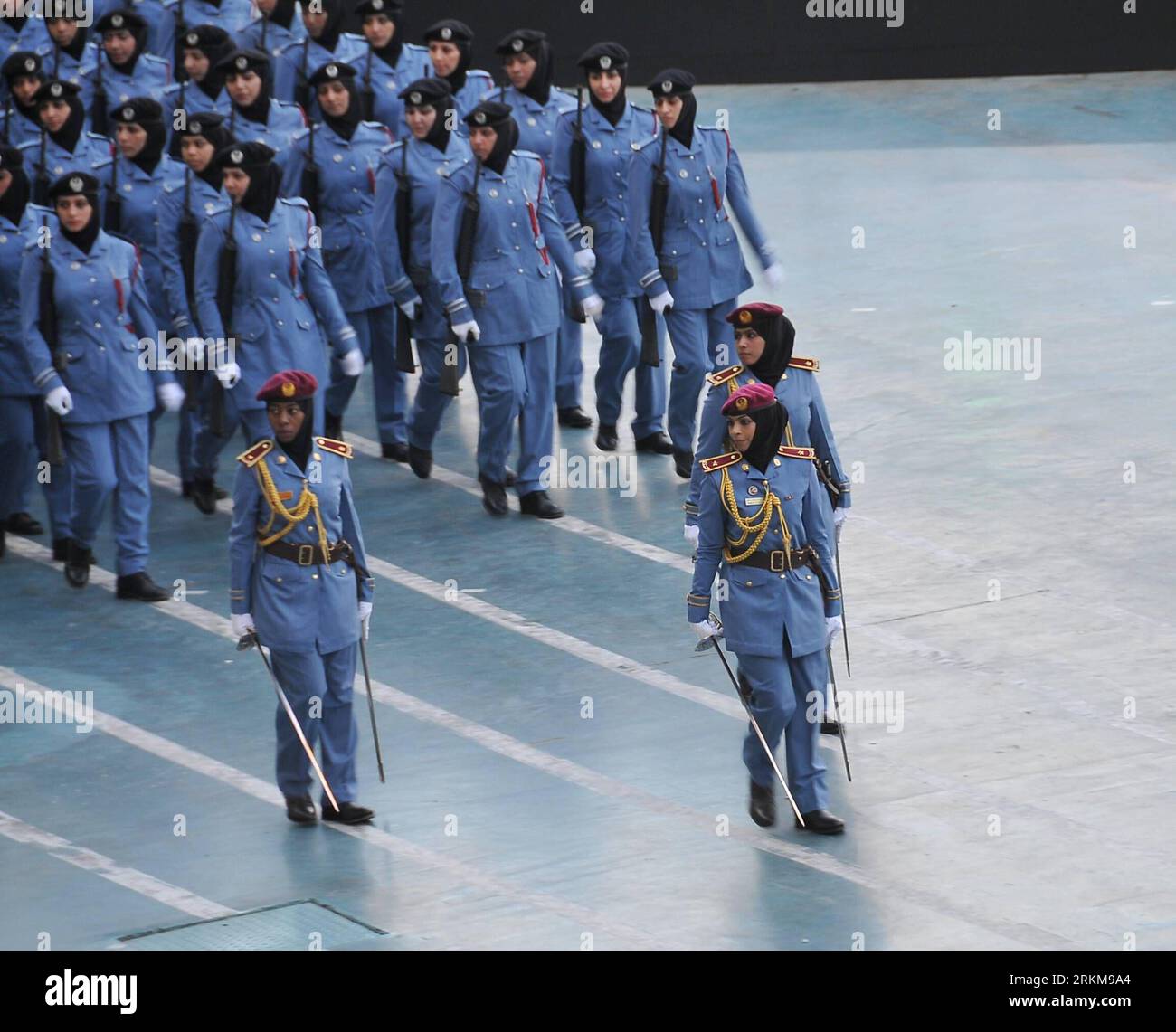 Uae militar hi-res stock photography and images - Alamy