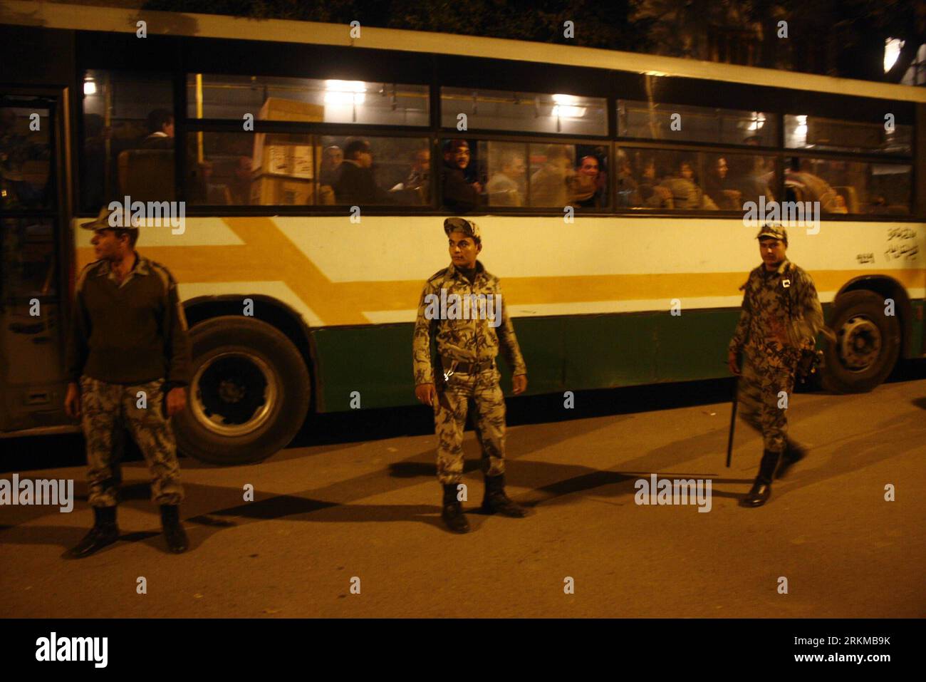 Egypt bus station hi-res stock photography and images - Alamy