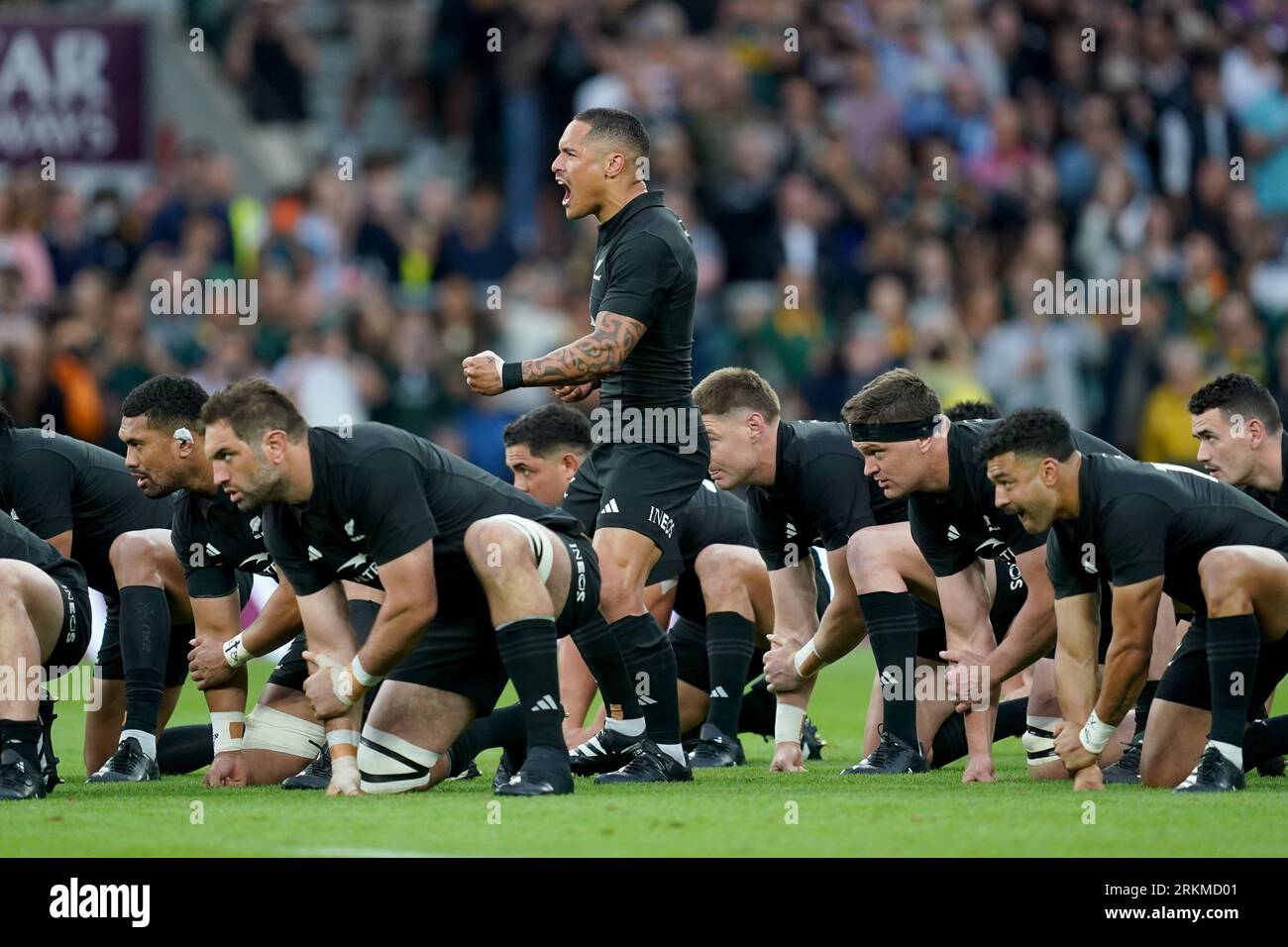New Zealand's Aaron Smith (centre) leads the Haka ahead of the ...