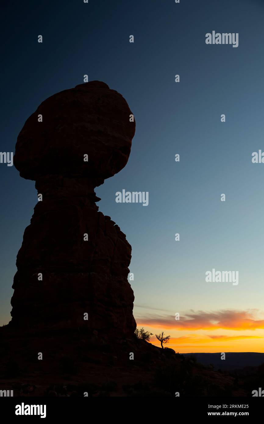 Silhouette of Balanced Rock, Arches National Park, Moab, Utah USA Stock ...