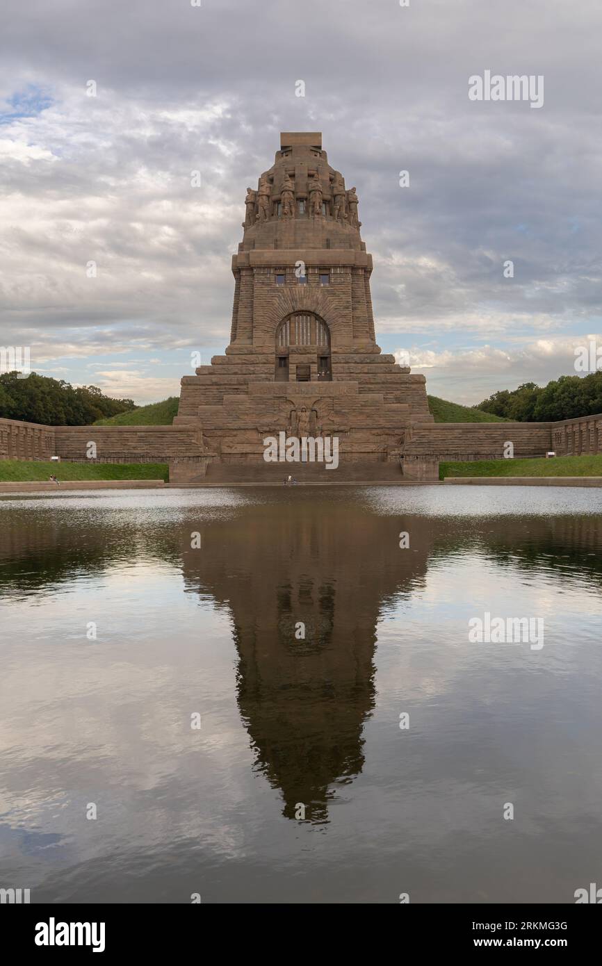Memorial to the battle of the nations hi-res stock photography and ...