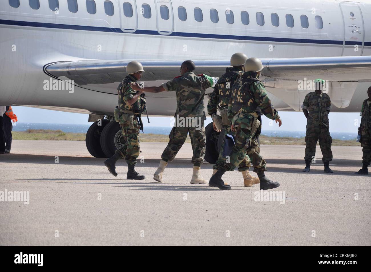 African union mission peacekeeping hi-res stock photography and images ...