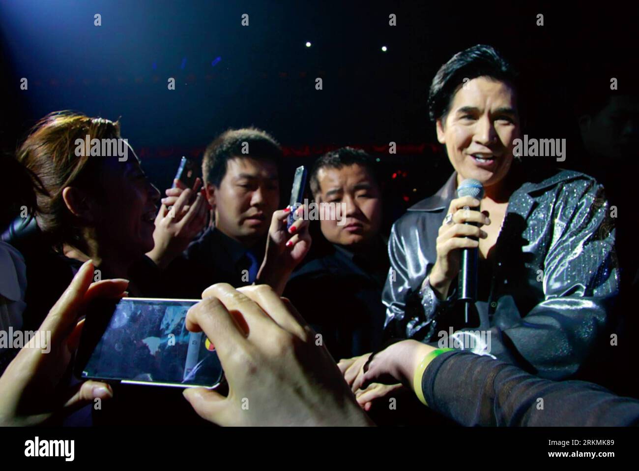 Kris phillips hi-res stock photography and images - Alamy