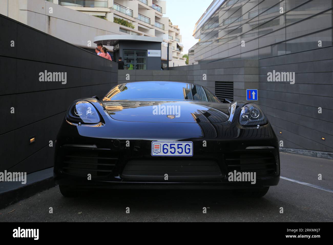 Black porsche 911 turbo hi-res stock photography and images - Alamy
