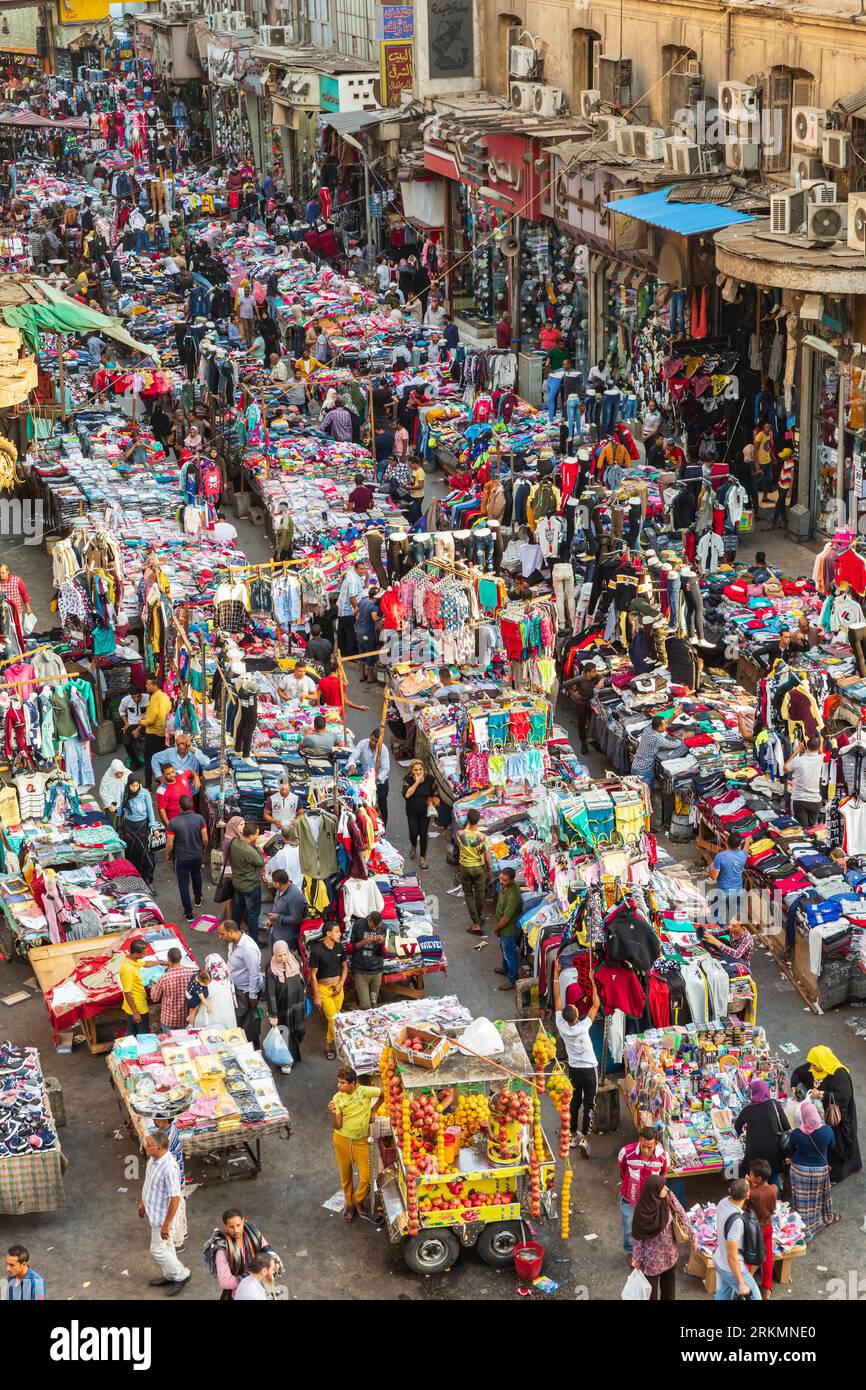 Cairo street crowd hi-res stock photography and images - Alamy