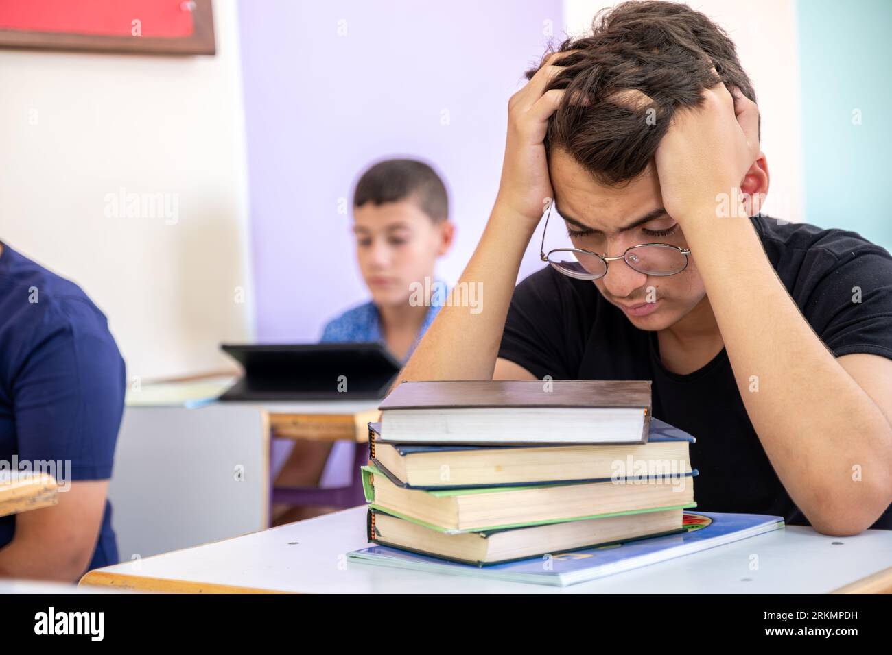 Bored student classroom hi-res stock photography and images - Alamy
