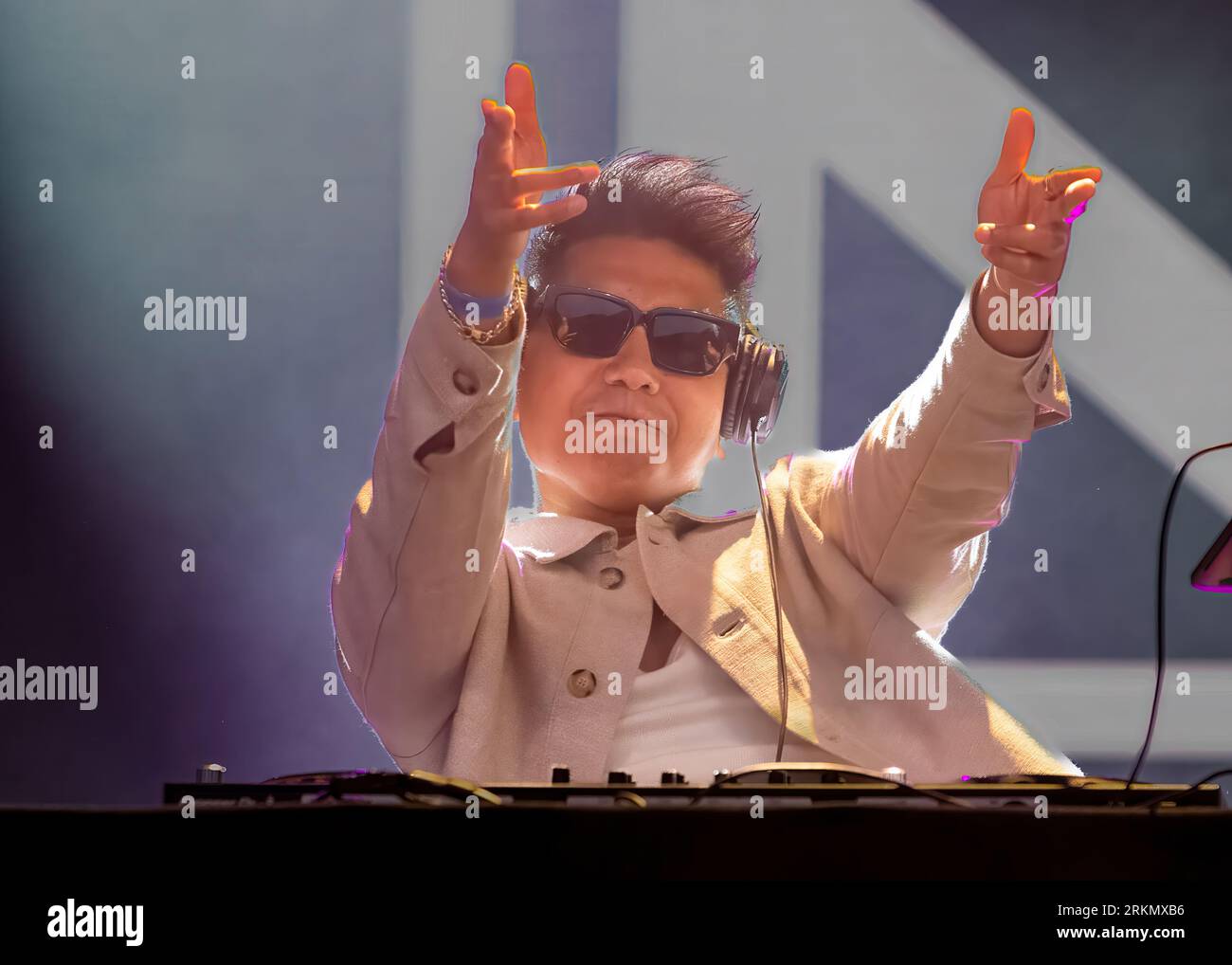 2023 derby ultimate 90s festival at darley park hi-res stock ...