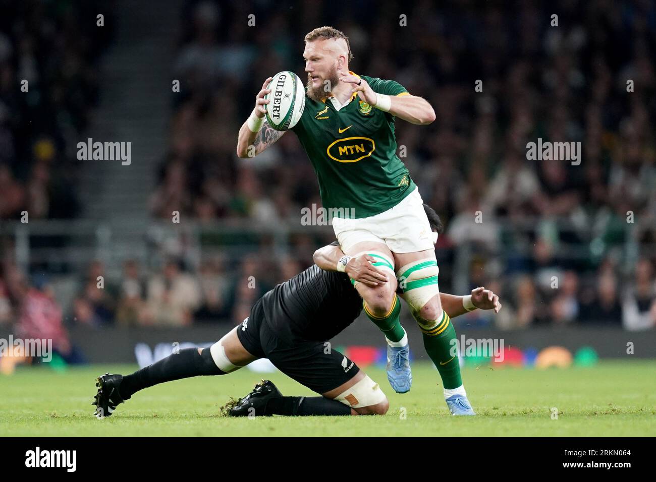 South Africa's Rudolph Gerhardus Snyman (right) and New Zealand's Tupou ...
