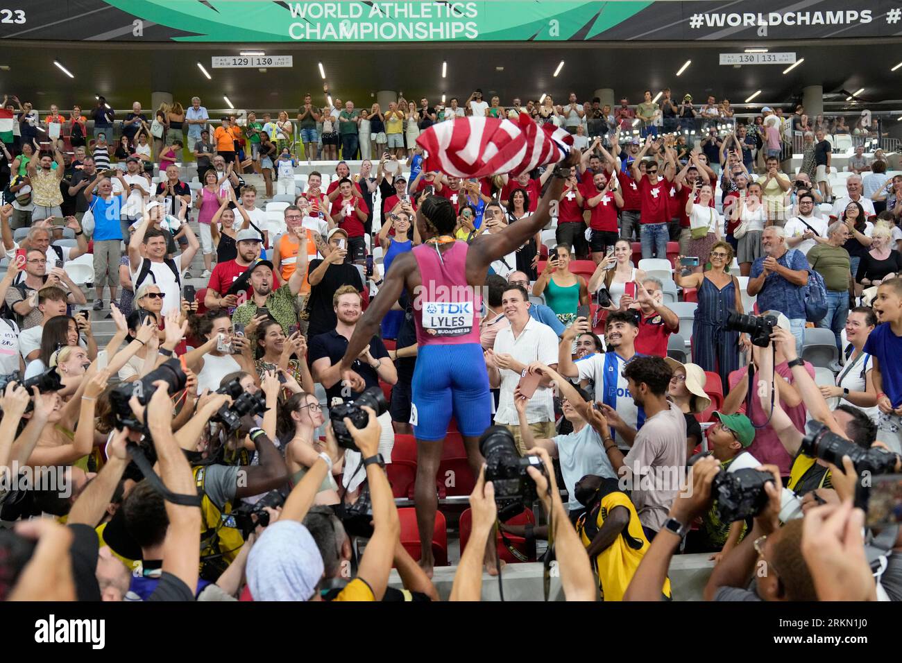 Noah Lyles, of the United States, celebrates after winning the gold ...