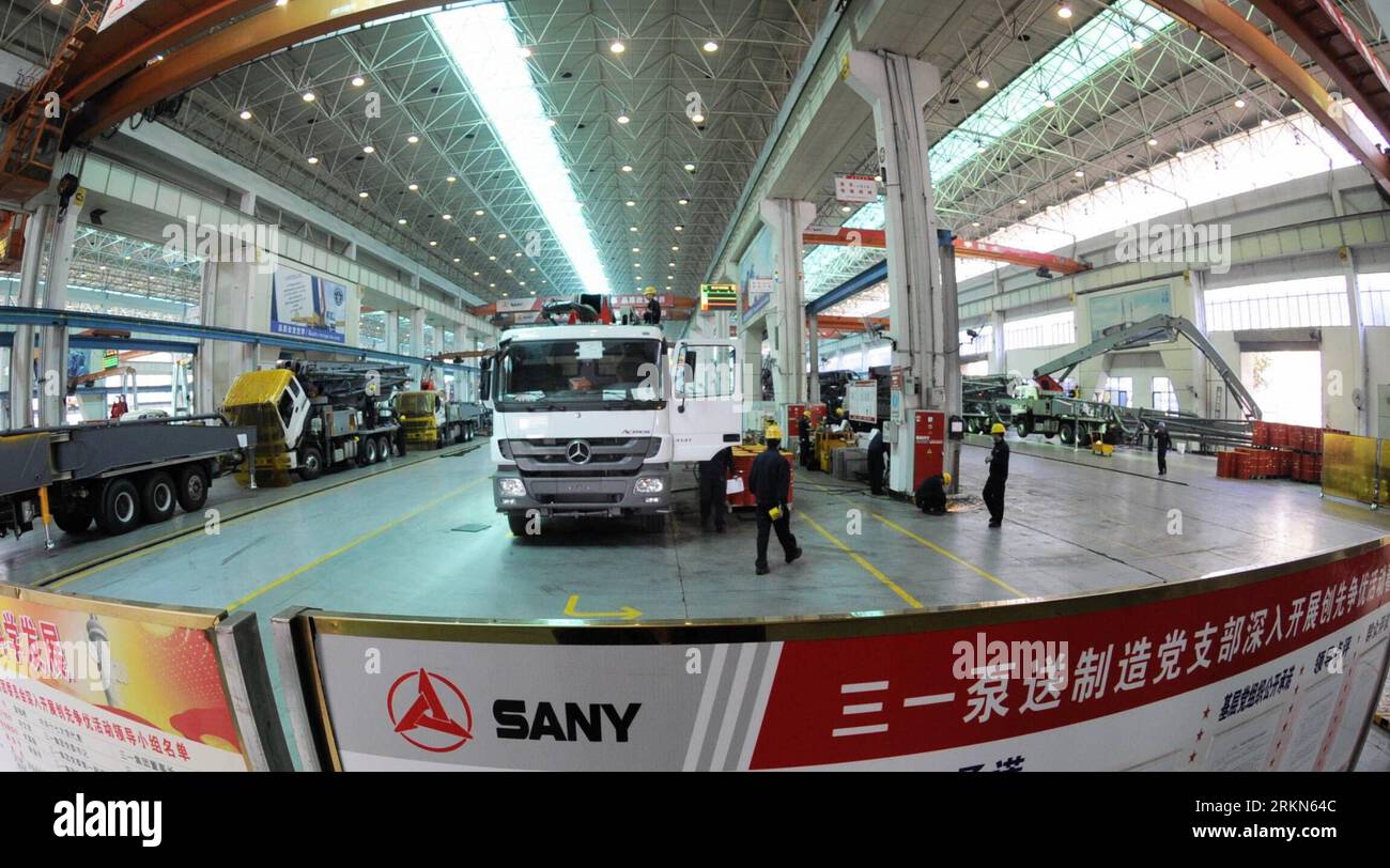 Sany heavy industry company hi-res stock photography and images - Alamy