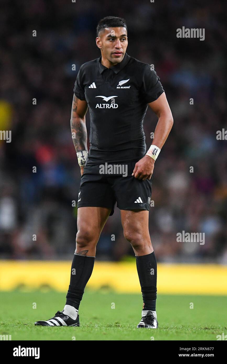 Rieko ioane hi-res stock photography and images - Alamy