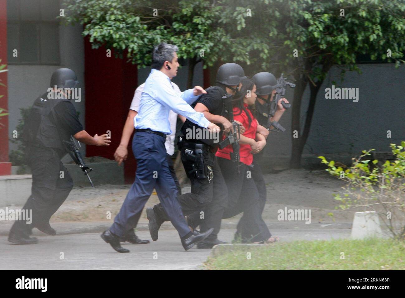 Philippines national police hi-res stock photography and images - Alamy